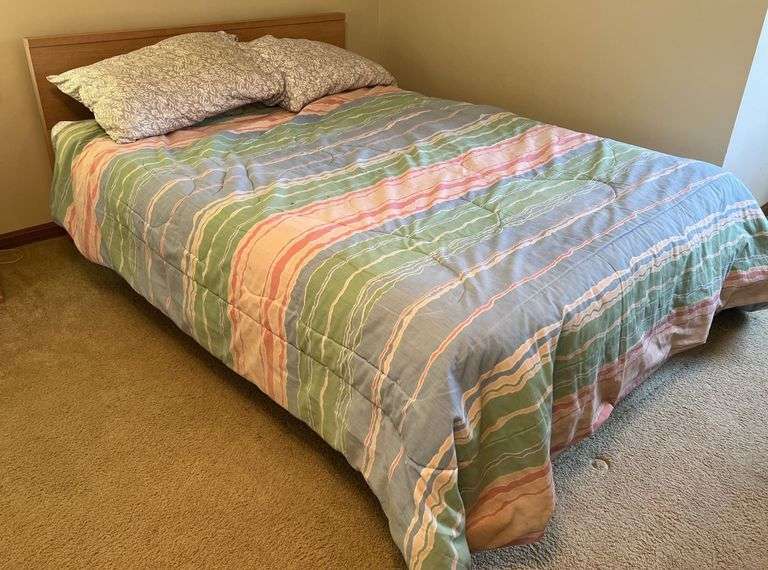 MCM Mengel Blonde Wooden Full Sized Bed Frame, Mattress & Box Spring ...