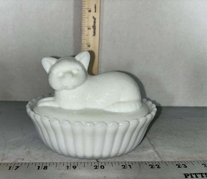 Milk Glass Cat Candy Dish - Sherwood Auctions