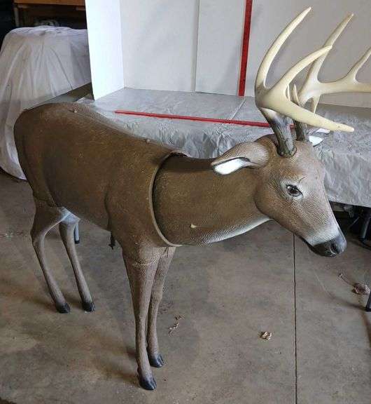 Primos Boss Buck Decoy - Sherwood Auctions