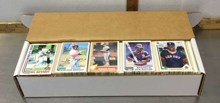 Baseball Trading Cards - Sherwood Auctions