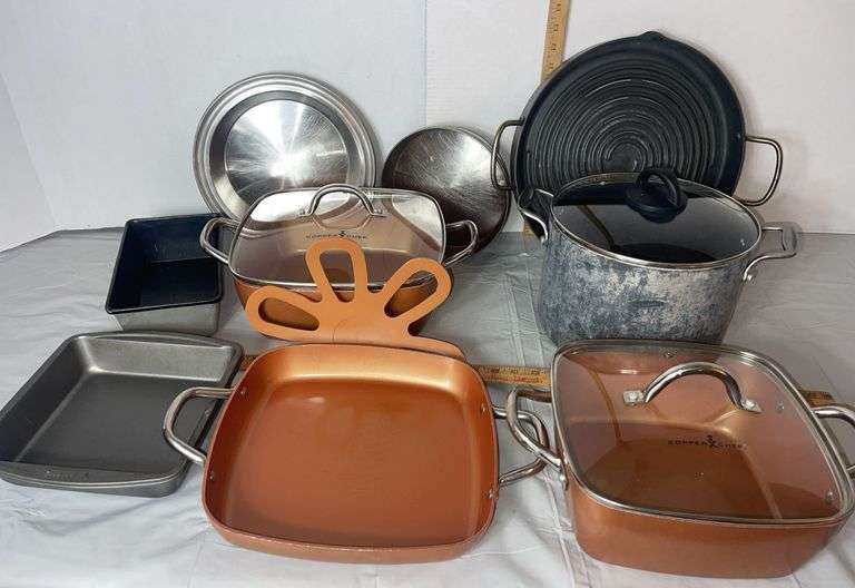 Copper Chef Pans, Stock Pot & Baking Pans - Sherwood Auctions