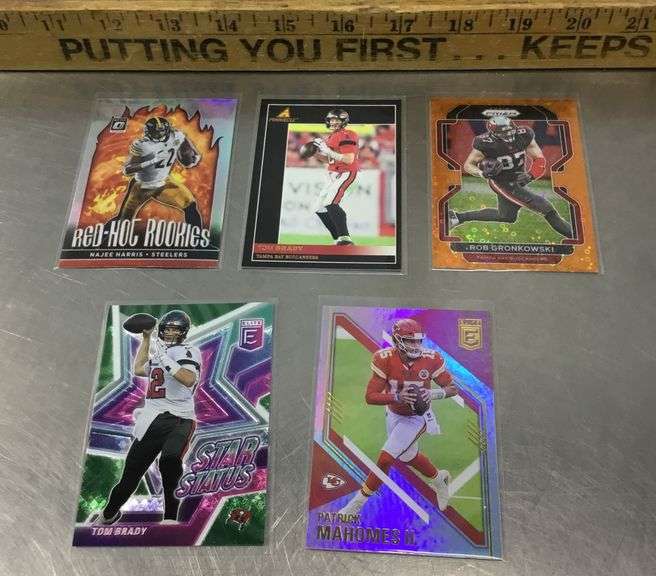 Football Trading Cards - Sherwood Auctions