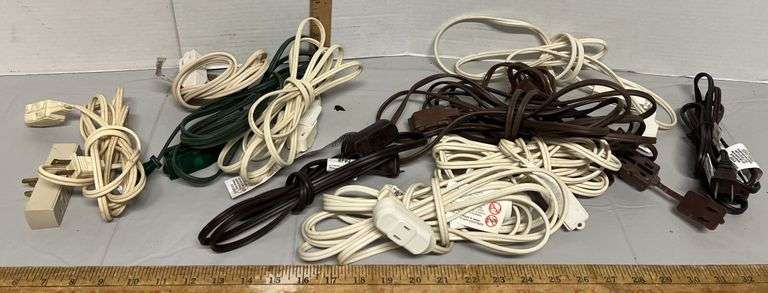 Assortment of Extension Cords - Sherwood Auctions