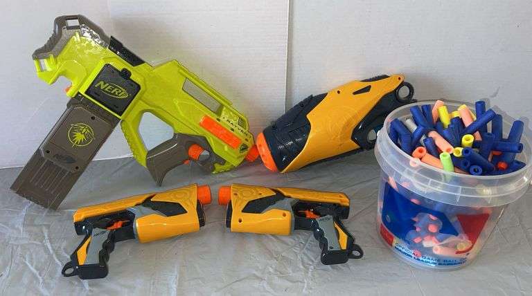 Nerf Dart Tag & Rayven Play Guns + Bucket of Darts - Sherwood Auctions