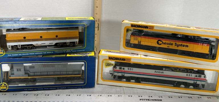 Amtrak train, E60CP electric locomotive #951, Passenger Railroad Car ...