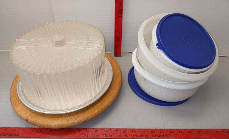 Cake Pan with Cover, Wooden Lazy Susan & Tupperware Bowls w/ Lids ...