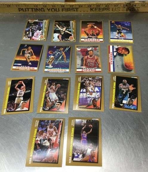 Box Of Basketball Trading Cards - Sherwood Auctions