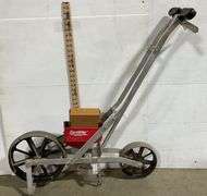 Earthway Precision Garden Seeder with Seed Plates - Sherwood Auctions