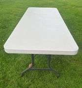 Lifetime 6’ Plastic Folding Table - Sherwood Auctions