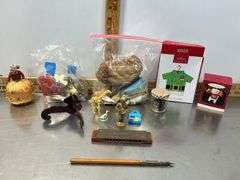 Assorted Nick Nacks, Glasses, Pins, Animals and More - Sherwood Auctions