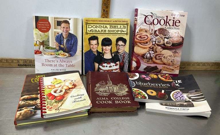 Cookbooks, Donna Bell’s, Cookie, Blueberries, Alma College & More - Sherwood Auctions