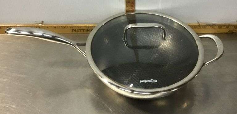 Pampered Chef Frying Pan With Lid and Wok Style Pan With Lid - Sherwood ...