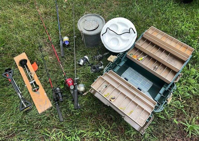 Fishing Poles, Minnow Buckets & Tackle Box - Sherwood Auctions