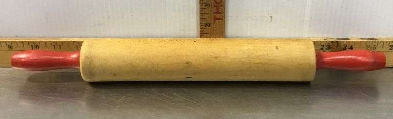 PYREX Dish With Lid, Kitchen Utensils, Sparklers, Lighter, Watch ...