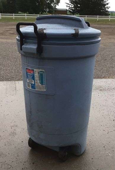 Light Blue Rubber Maid Trash Bin With Lid with Garden Soil - Sherwood ...