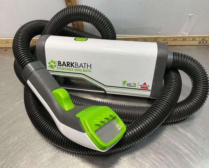 BarkBath Portable Dog Bath Looks New - Sherwood Auctions