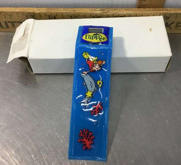 Flipper Watch, PEZ Dispenser and Vintage Childerns Toys - Sherwood Auctions