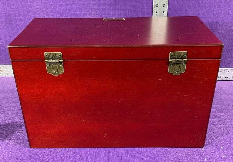 Thomas Pacconi Classics Jewelry Box - Sherwood Auctions