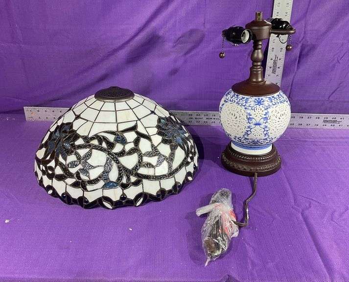 Tiffany Style Double Bulb Table Lamp - Sherwood Auctions