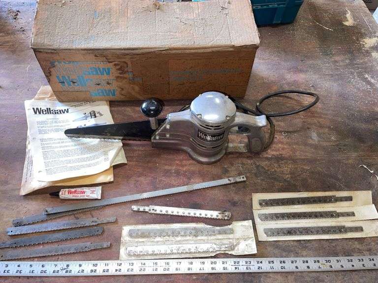 Jarvis Wellsaw Model 400 Meat Processing Saw (has power) w/ Assorted ...