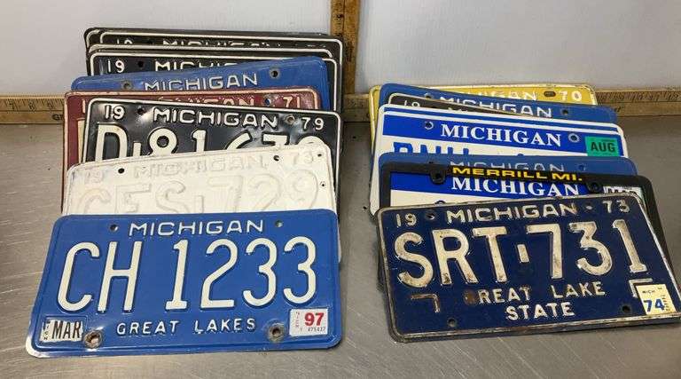 Michigan License Plates - Sherwood Auctions