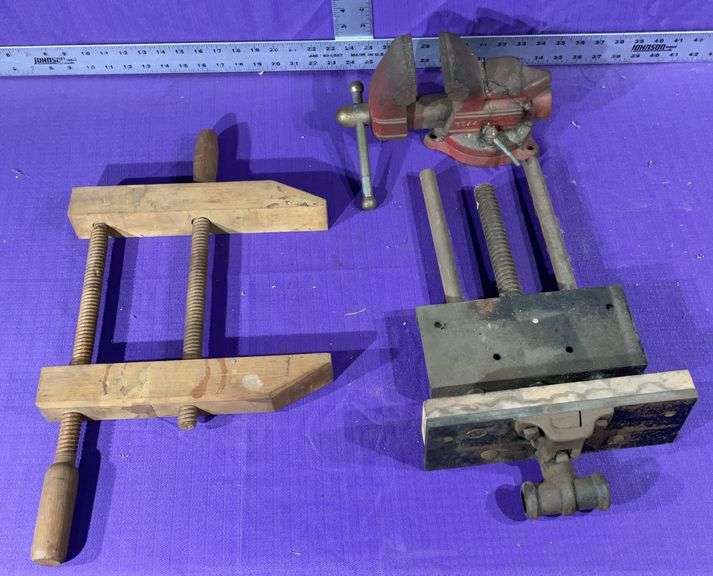 Dunlap No. 5244 3.5” Bench Top Vice & Pair of Wood Clamps - Sherwood ...
