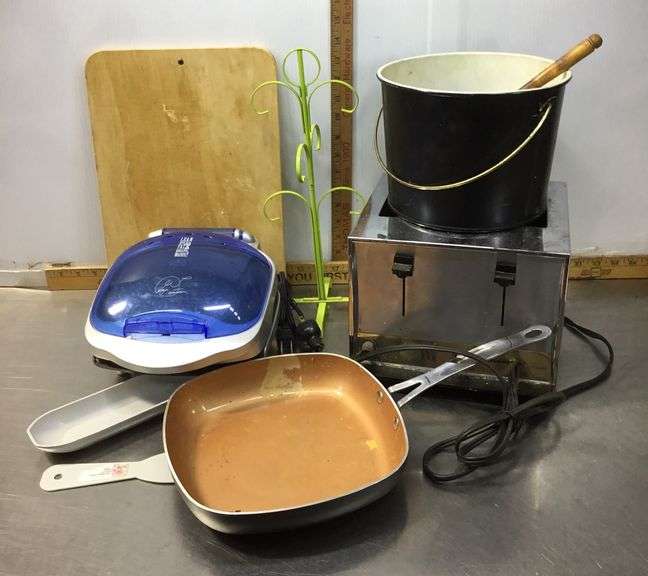 George Foreman Grill (has power), Frying Pan, Cutting Board, Vintage ...