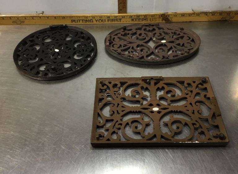 3 Cast Iron Wall Decor - Sherwood Auctions