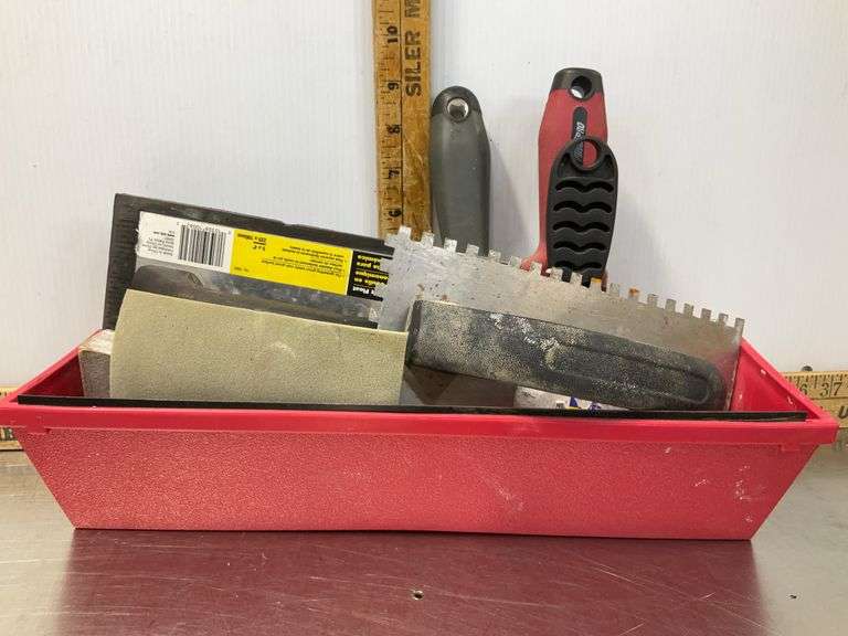 Assorted Dry Wall Tools - Sherwood Auctions