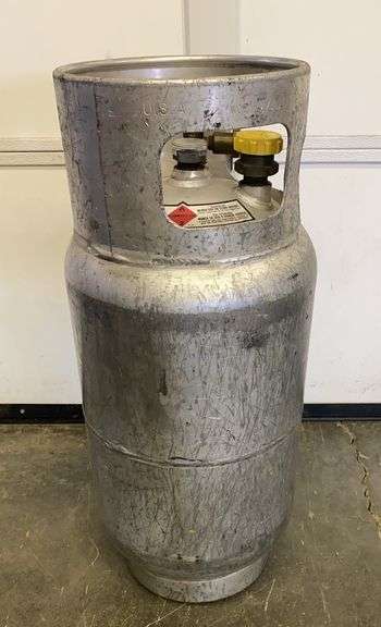 Worthington 33 Gallon Propane Tank-Fork Lift. Aluminum. - Sherwood Auctions