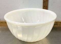 Fire-King White Mixing Bowl, Art Deco Jadeite Vase, Hazel Atlas Compote ...