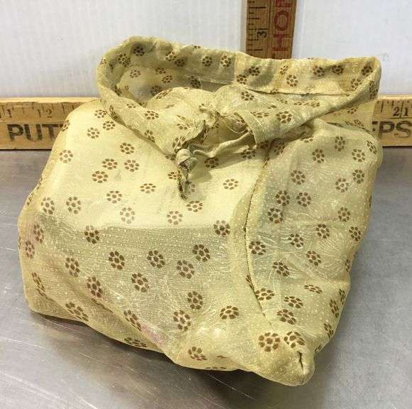 Bag Of Jewelry, Pins, Bracelets & Necklaces - Sherwood Auctions