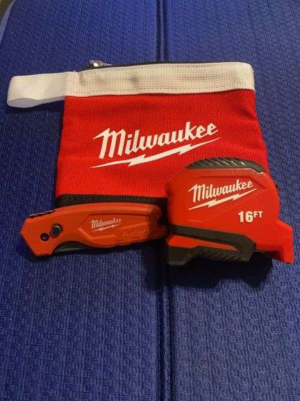 Milwaukee Bundle Pack. 6” Zipper Tool Pouch, FastBack Folding Knife ...
