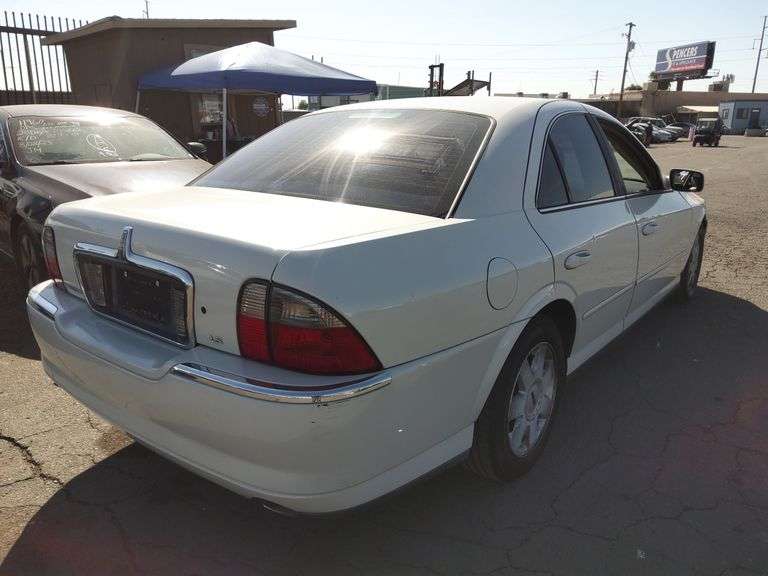 2004 Lincoln LS - Sierra Auction Management Inc