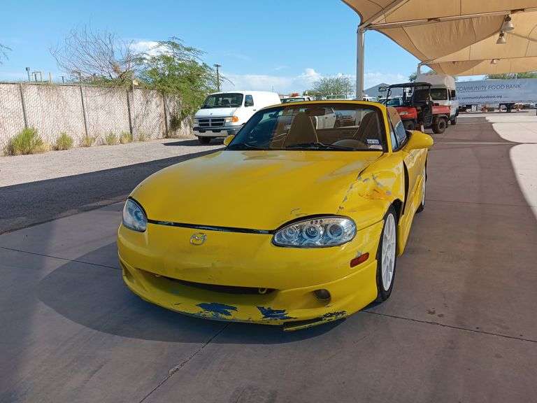 2004 Mazda MX5 Miata - Sierra Auction Management Inc