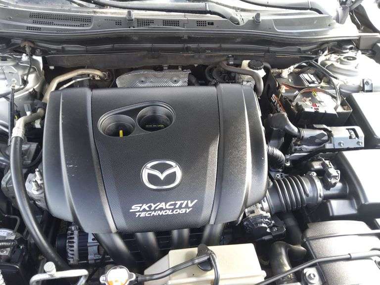 2015 Mazda Mazda3 i Sport - Sierra Auction Management Inc