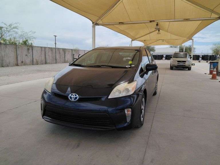 2012 Toyota Prius - Sierra Auction Management Inc