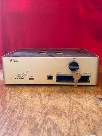 (1 Qty) TSI Video System Public Transit Recorder - Sierra Auction ...