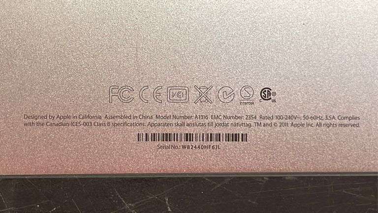 Apple 27in LED Cinema Display Model A1316 - Sierra Auction Management Inc