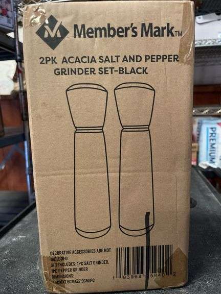Members Mark Salt & Pepper Grinder Set - Sierra Auction Management Inc