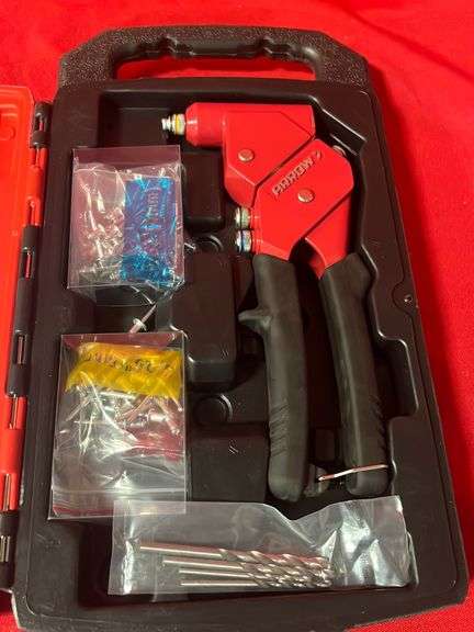 ARROW One Handed Swivel Riveter Kit - Sierra Auction Management Inc