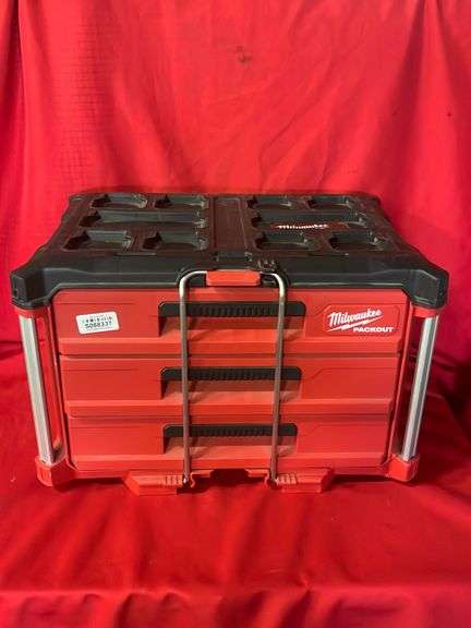 MILWAUKEE PACKOUT 3-Drawer Toolbox - Sierra Auction Management Inc