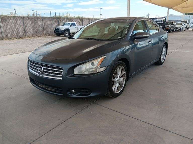 2011 Nissan Maxima - Sierra Auction Management Inc