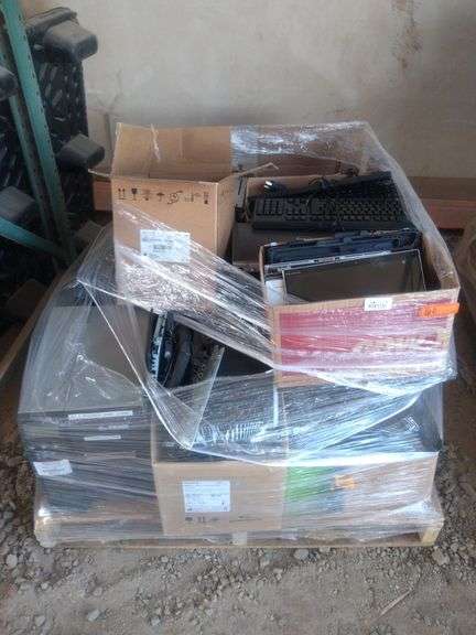 (P) Assorted Computer Parts Including Keyboards, Screens and More - Sierra Auction Management Inc