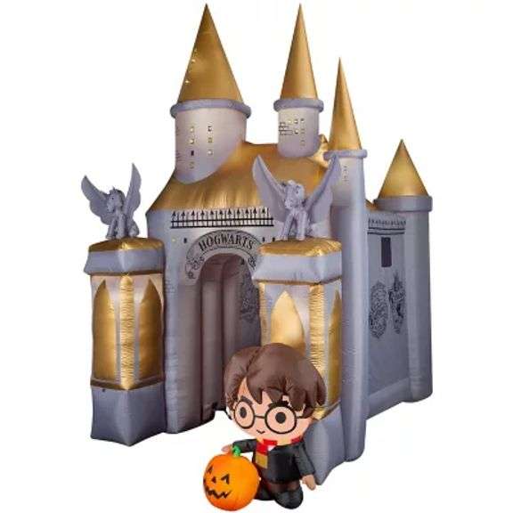 Pre-Lit Inflatable Harry Potter Castle - Sierra Auction Management Inc
