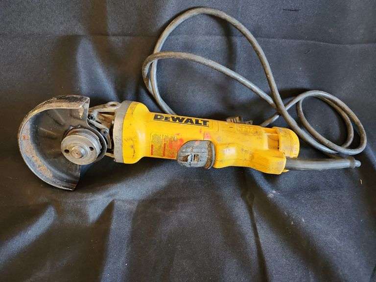 1 (Qty) Dewalt DWE402N 4 1/2" Angle Grinder (Tested Working) - Sierra ...