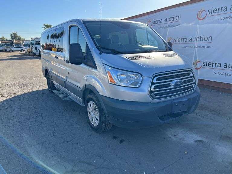 2017 Ford Transit 150 XL Low Roof Passenger Van - Sierra Auction ...