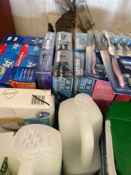 Assorted Household And Consumable Items - Sierra Auction Management Inc