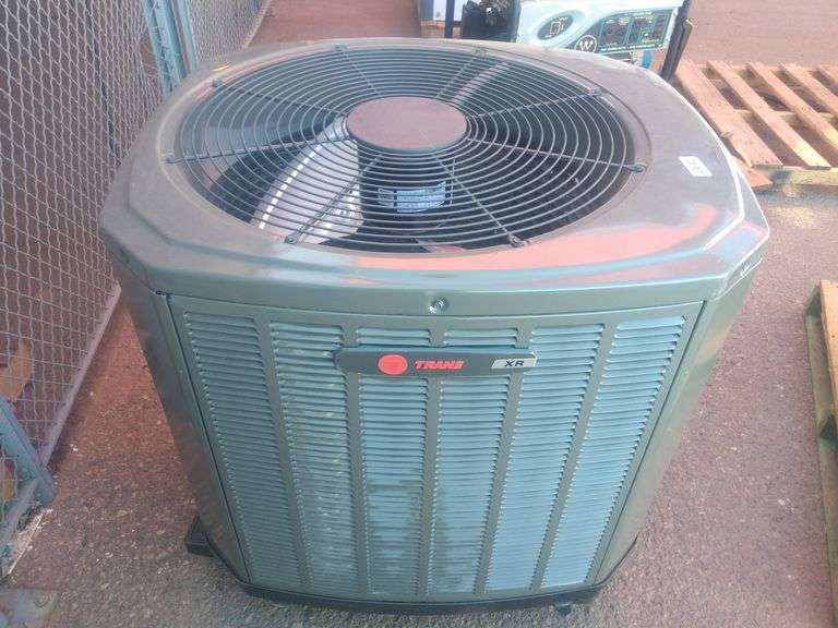 Trane XR 5TTR4031L1000AA Air Conditioner Outside Unit - Sierra Auction ...