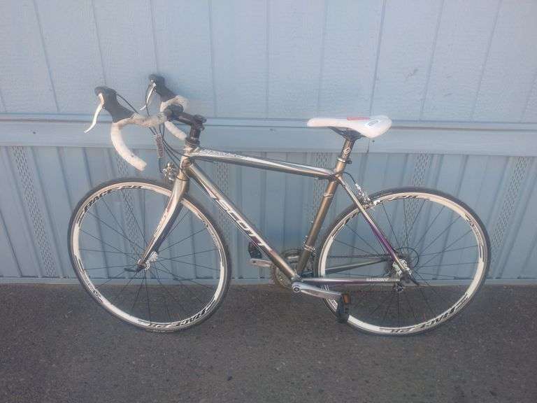 Scott Speedster With AlexRims Race28 Pro - Sierra Auction Management Inc